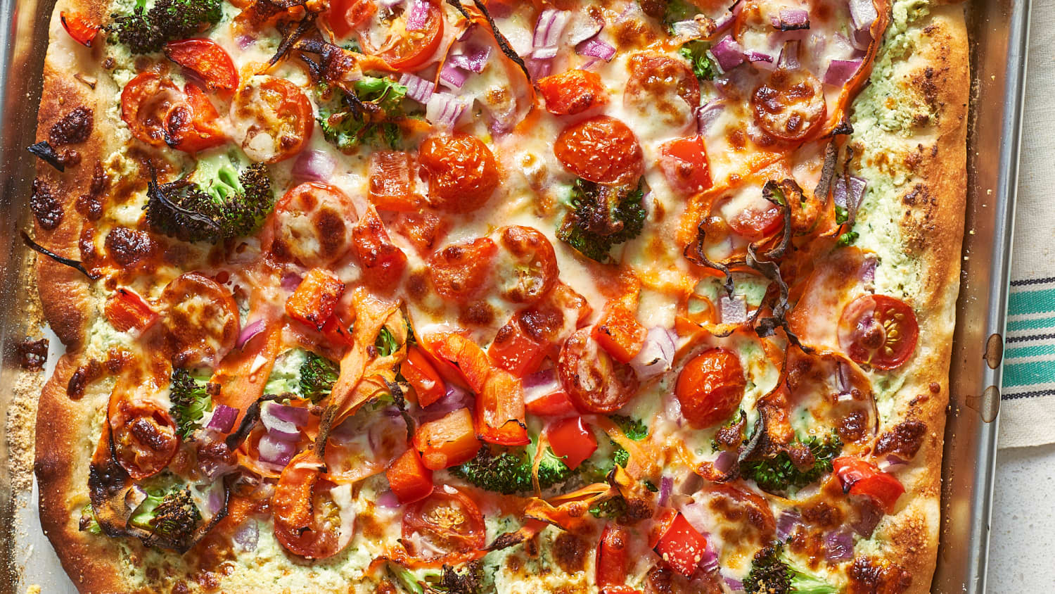 Baking the best homemade pizza, over 30 professional pizzas - online ...