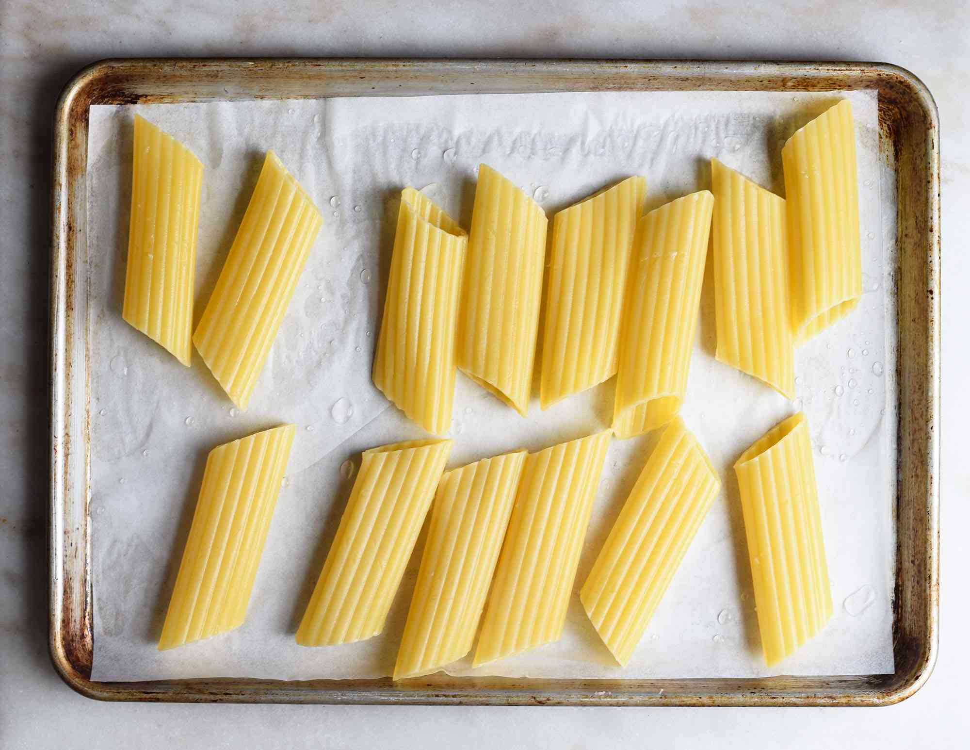 How to make homemade cheesy manicotti pasta for 7 people - Online ...