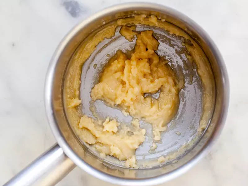 How to make authentic French bechamel sauce for 8 people - Online ...